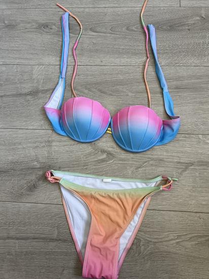 Novi školjka bikini