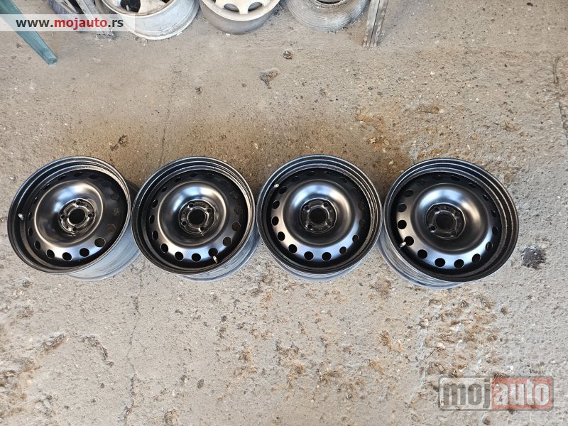 Celicne Felne 16Coli 4x100 Reno Captur kao nove Odlicne