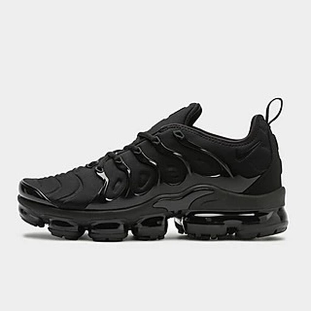 Nike VaporMax all black