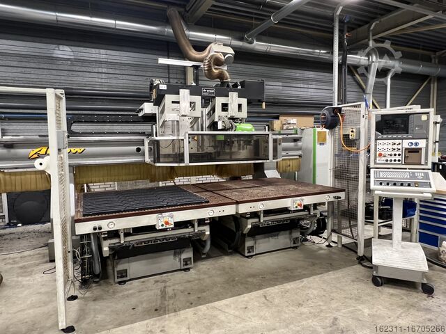 Machining centar
Biesse Arrow TCR