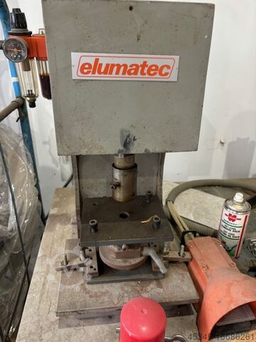 Udari
Elumatec ST225