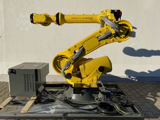 Industrijski robot
FANUC R-2000iC/210F