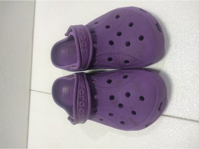 Crocs papuce J1 33-34