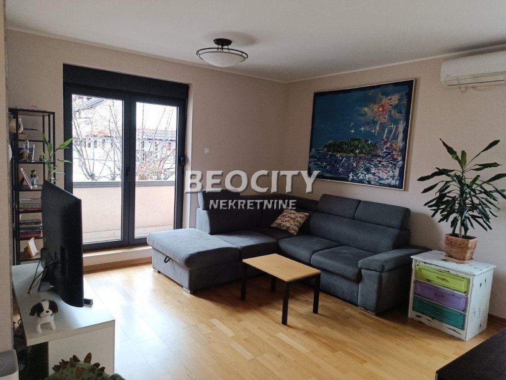 Voždovac, Lekino brdo, Kruševačka, 3. 0, 65m2, 950EUR