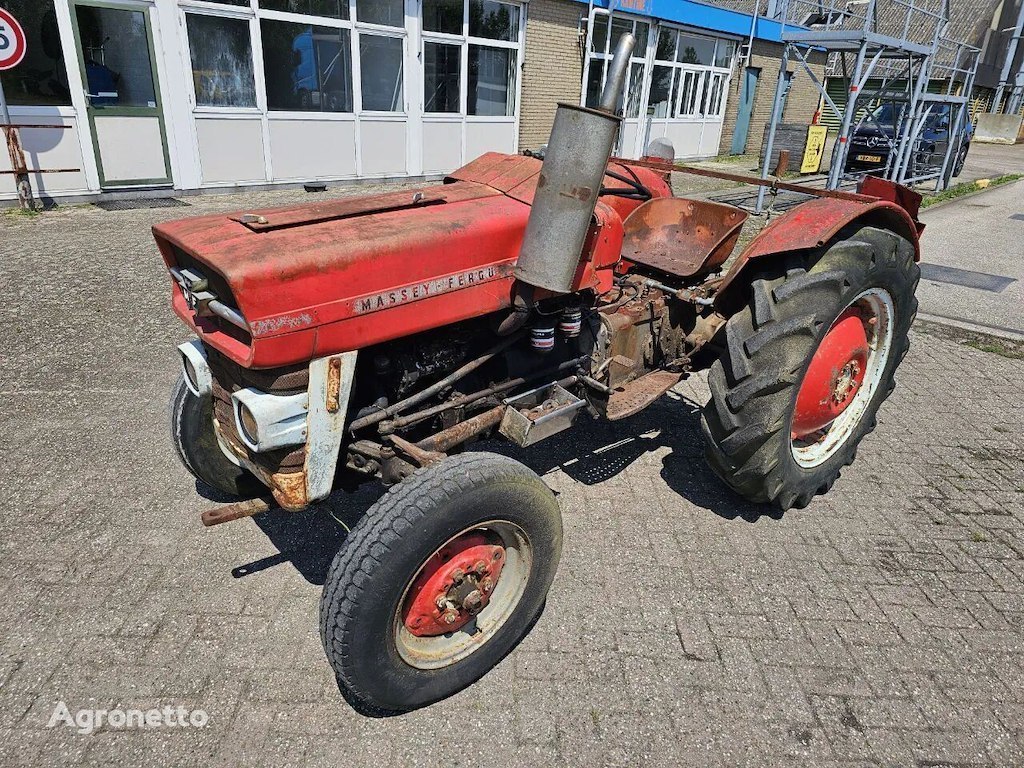 Massey Ferguson 135 traktor točkaš