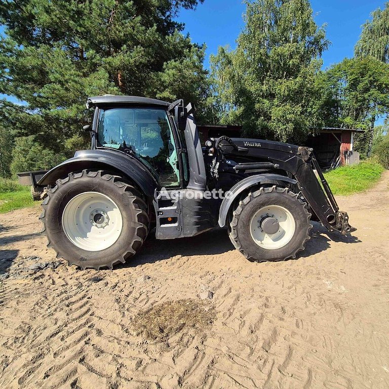 Valtra T174 traktor točkaš