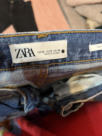 Farmerke Zara i Bershka