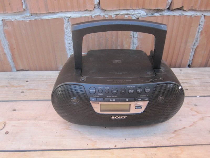 SONY ZS-PS30CP FM Radio,CD,USB,AUX--citaj opis