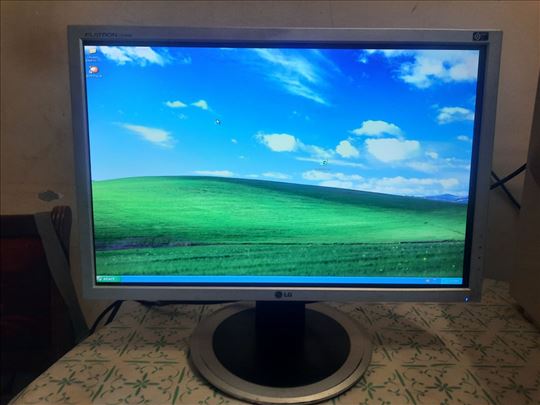 LCD LG monitor za desktopracunar,kompjuter