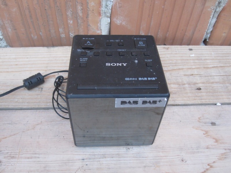 SONY XDR-C1DBP DAB,FM sat,radio