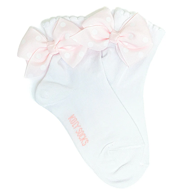 Socks with light pink bow
Socks with light pink bow