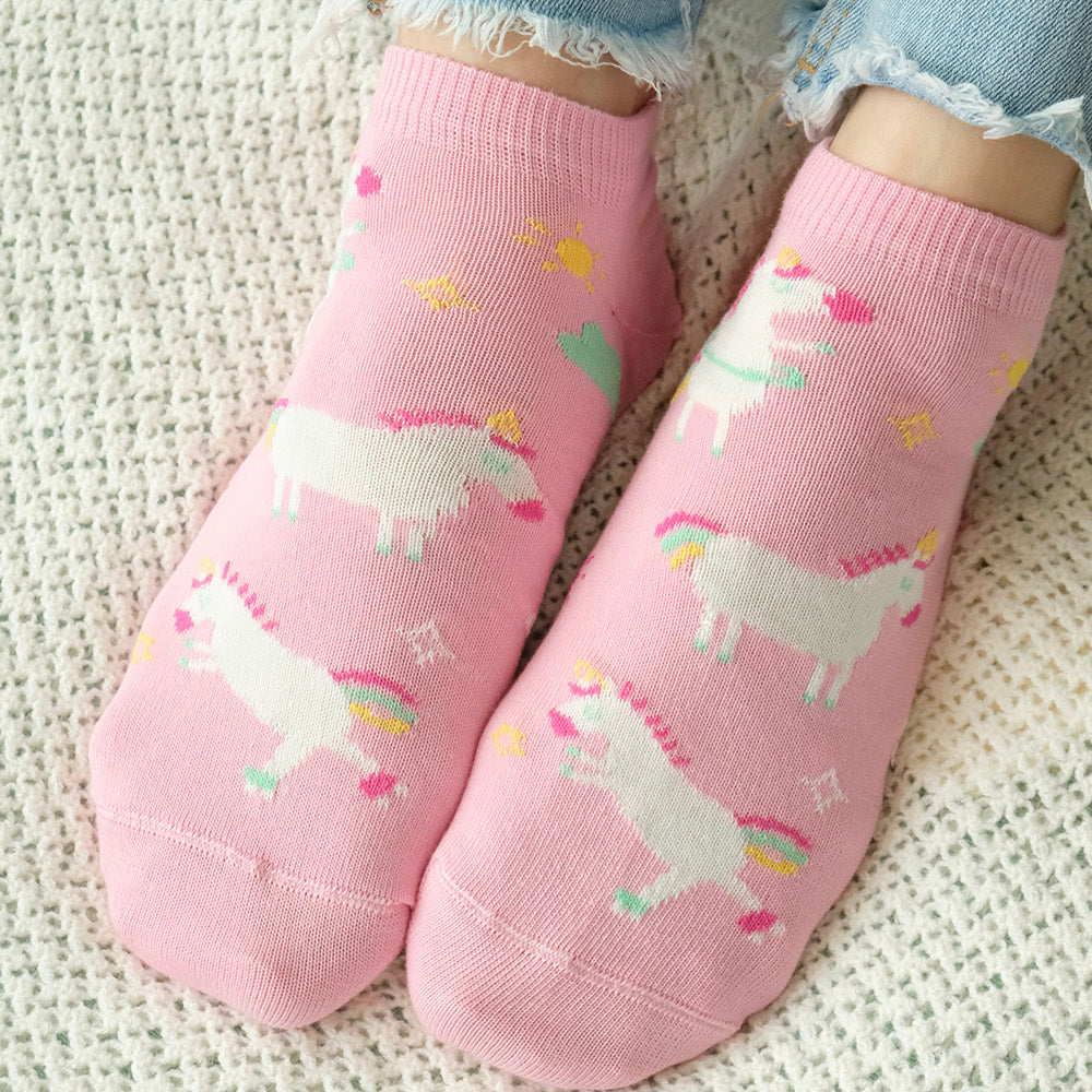 Unicorn Ankle Socks
Unicorn Ankle Socks