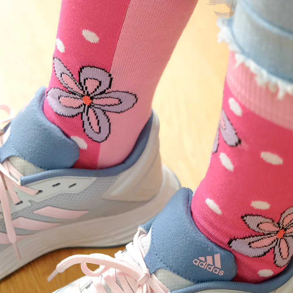 Flower Dots Socks
Flower Dots Socks