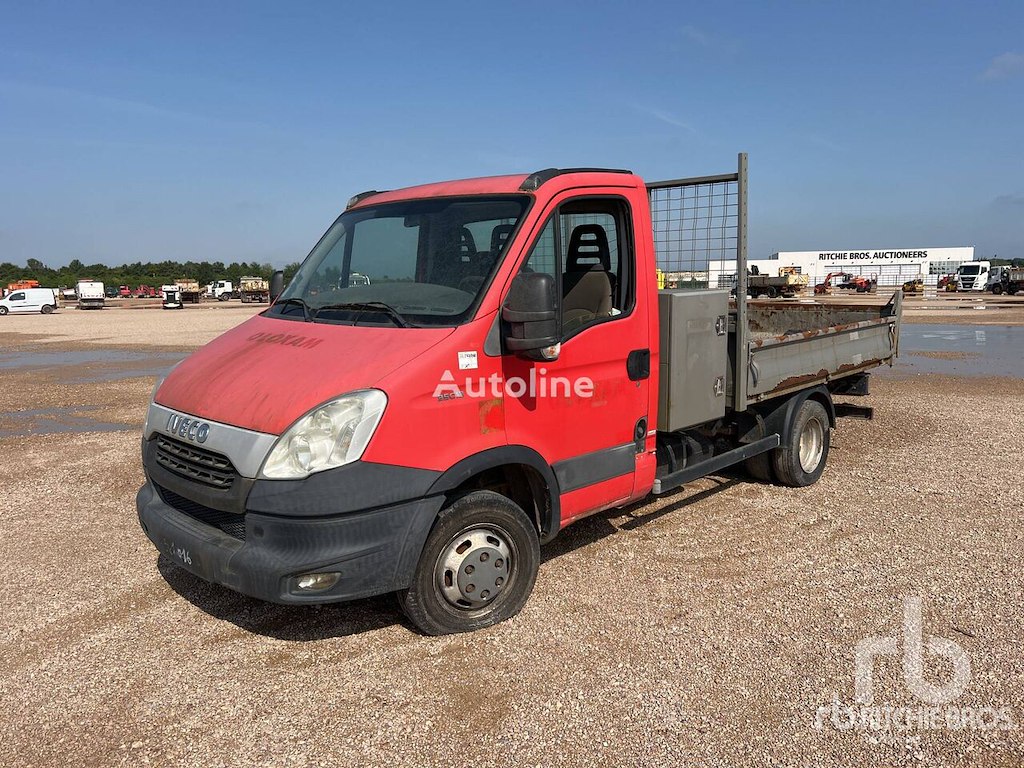 Prodaje se IVECO 35C13 Camion Benne (Inoperable) kiper na aukciji