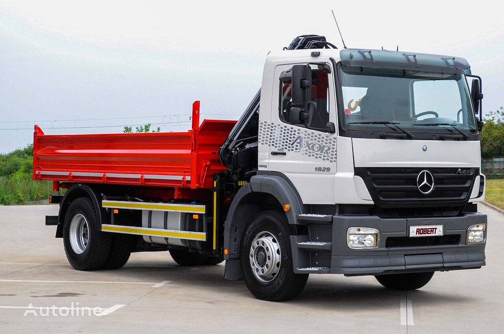 Mercedes-Benz AXOR 1829 TROJSTRANNÝ SKLÁPAČ + HYDR. RUKA EURO 4 kiper