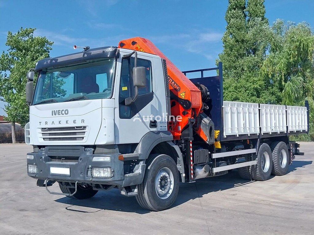 IVECO CAMION BASCULANTE IVECO 310 6×4 PALFINGER PK44002 kiper