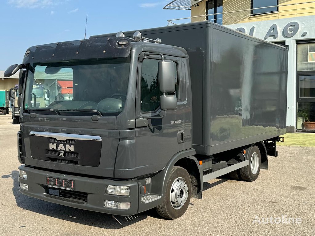 MAN TGL 8.220 kamion furgon