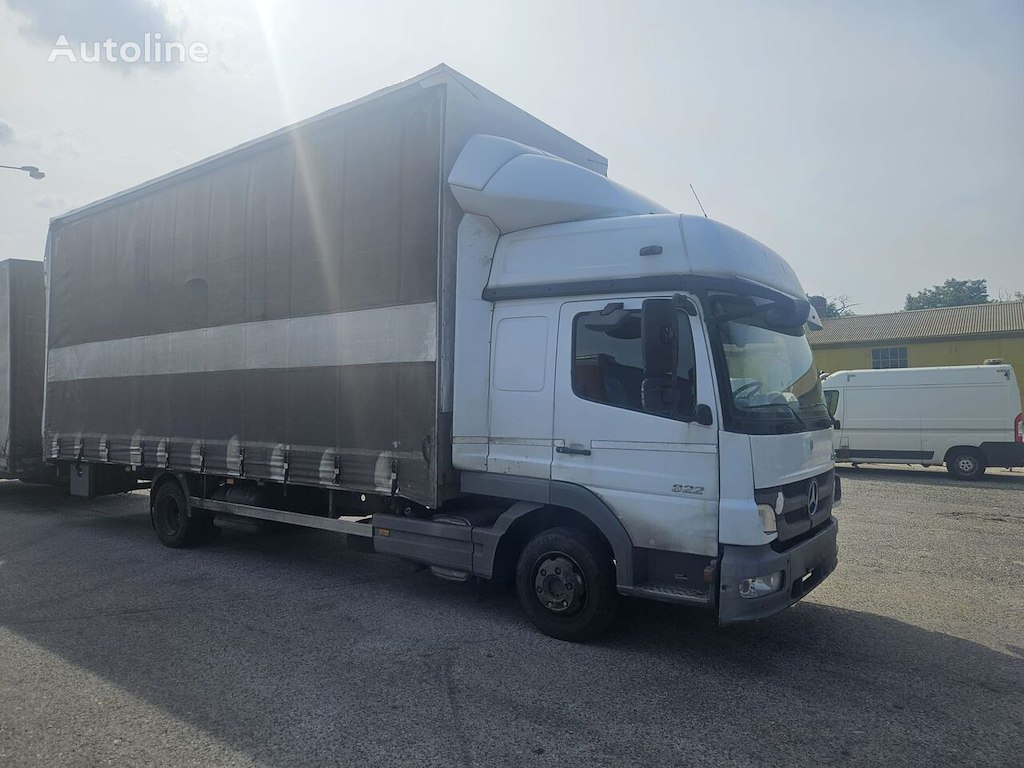 Mercedes-Benz Atego 822 kamion s ceradom