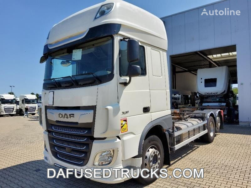 DAF FAR XF450 vozilo za prevoz kontejnera