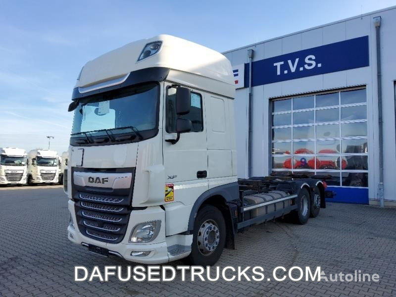 DAF XF 450 FAR vozilo za prevoz kontejnera