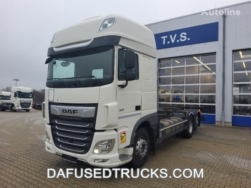 DAF XF 450 FAR vozilo za prevoz kontejnera