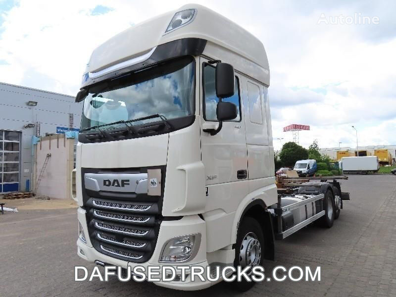 DAF XF 480 FAR vozilo za prevoz kontejnera