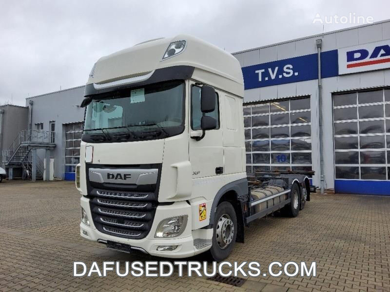 DAF XF 480 FAR vozilo za prevoz kontejnera