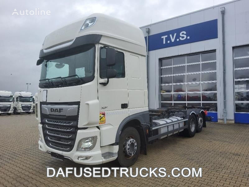 DAF XF 480 FAR vozilo za prevoz kontejnera