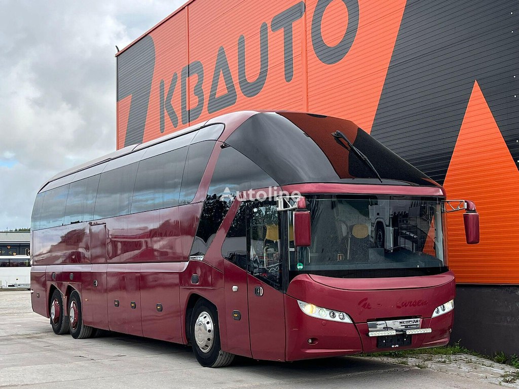 Neoplan Starliner C SHD 6x2*4 AC / WC / FRIDGE / WEBASTO / REAR VIEW CAM turistički autobus