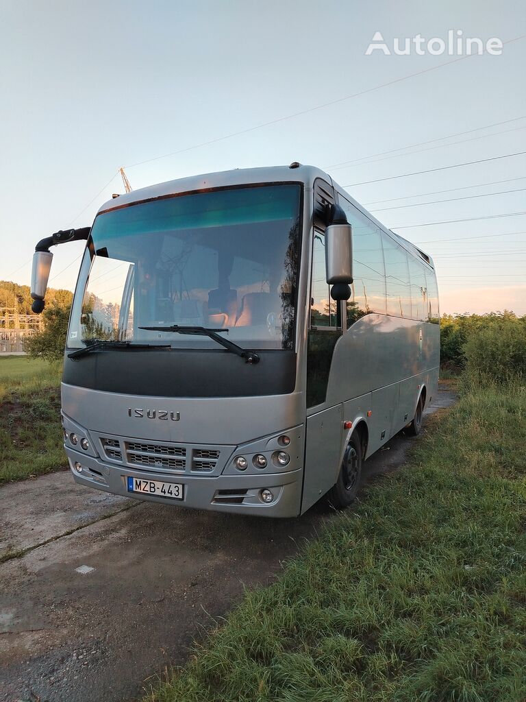 Isuzu Turquoise prigradski autobus