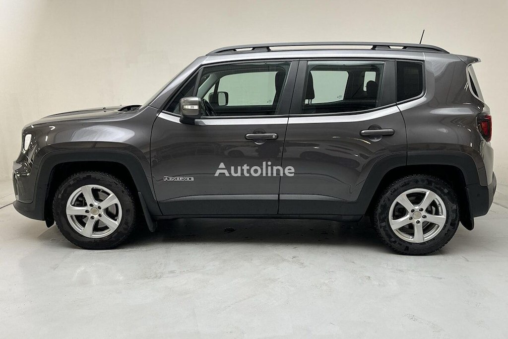 Prodaje se Jeep Renegade krosover na aukciji