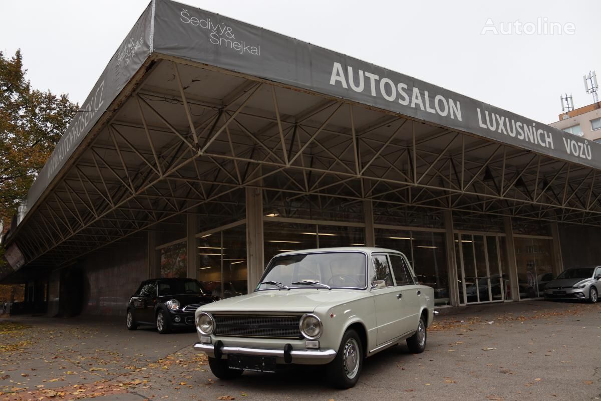 FIAT 124 Spider, SERIE III sedan