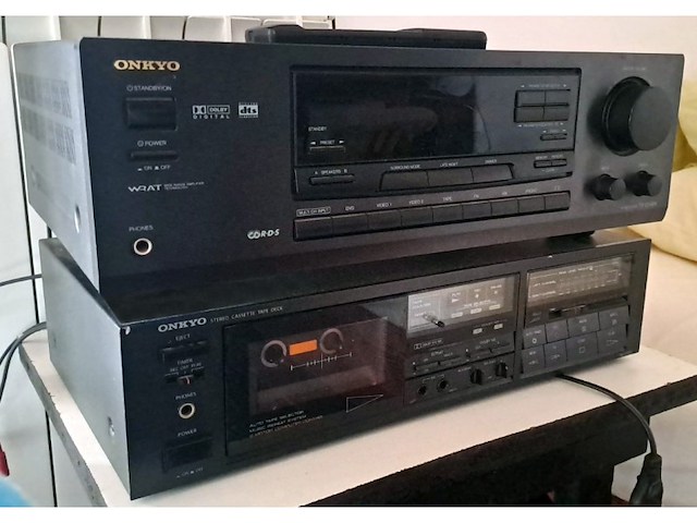 Risiver ONKYO TX-DS484 i poklon ONKYO Deck