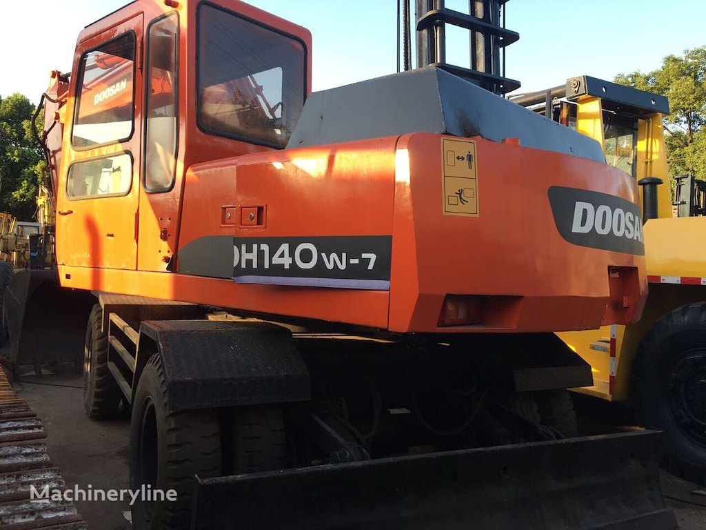 Doosan DH140W-7 bager točkaš