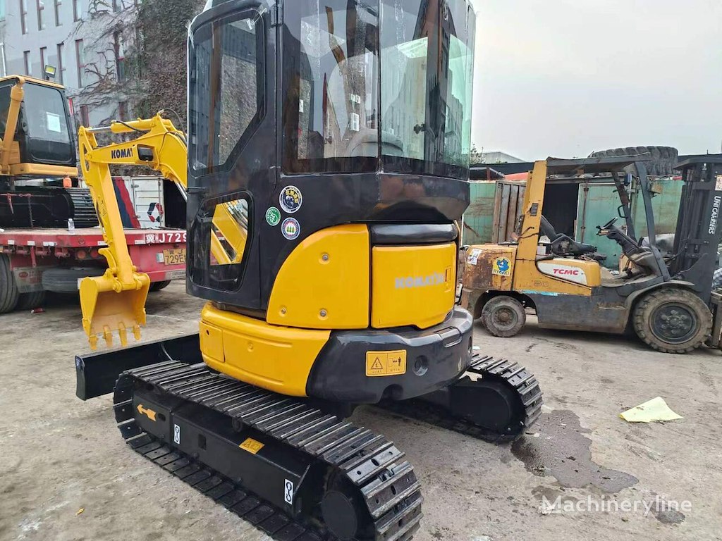 Komatsu PC35 mini bager