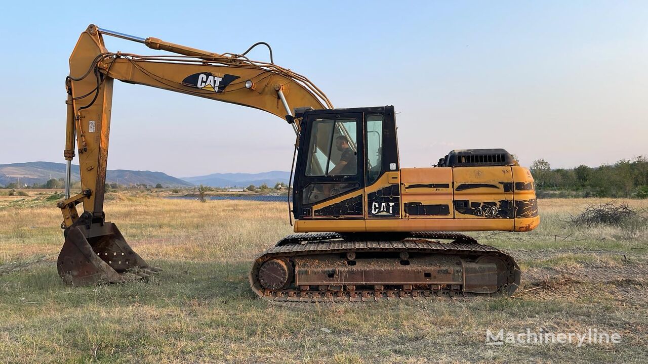 CAT 320B bager guseničar