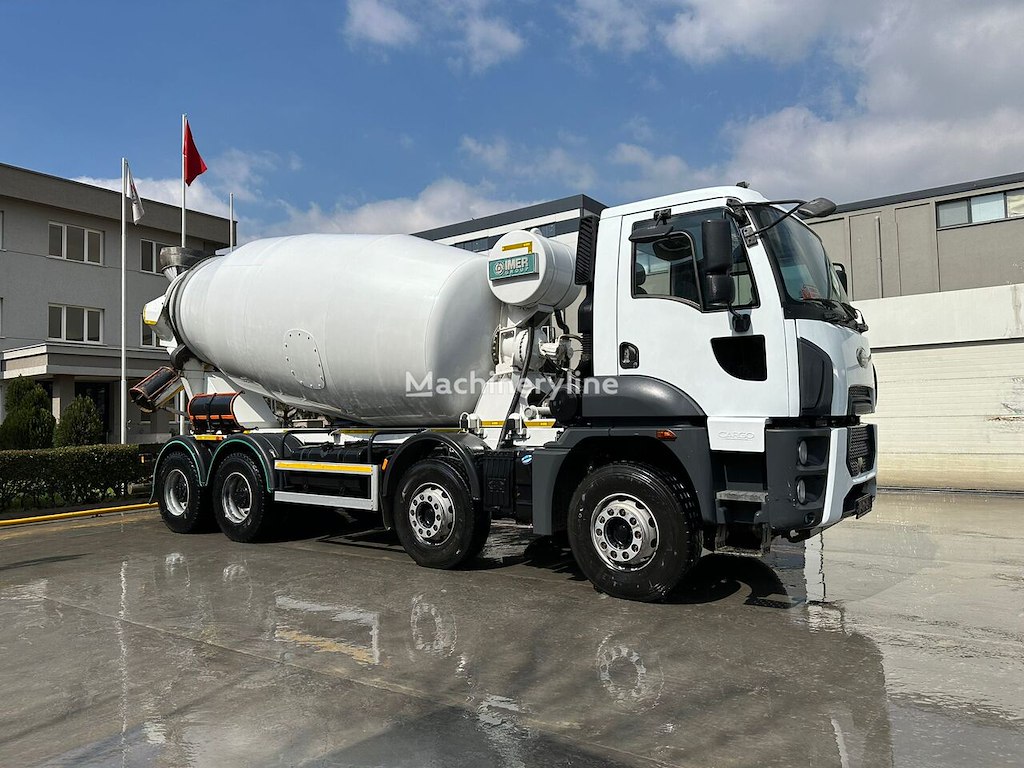 IMER Group na šasiji Ford 4142 FORS CARGO kamion s mešalicom za beton