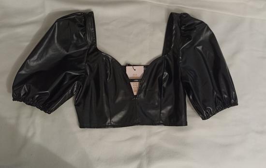 Missguided kožni top Nov