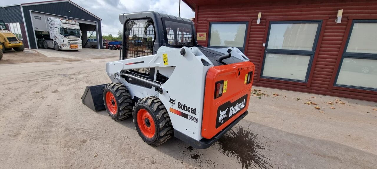 Bobcat S510 mini utovarivač