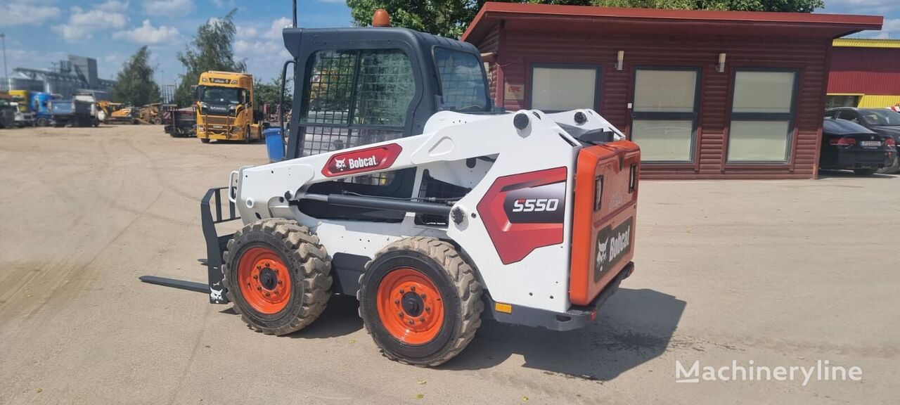 Bobcat S550 mini utovarivač