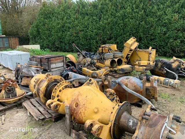 Caterpillar axles Cat 769 C Cat 771D and Cat 773B pour piece / for parts osovina za Caterpillar 769C dampera sa krutom šasijom