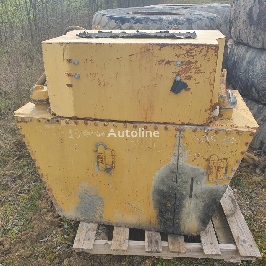 Caterpillar 5D1902 Hydraulic tank 769C hidraullični rezervoar za Caterpillar 769C dampera sa krutom šasijom