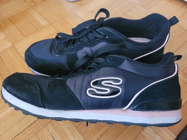 Skechers patike