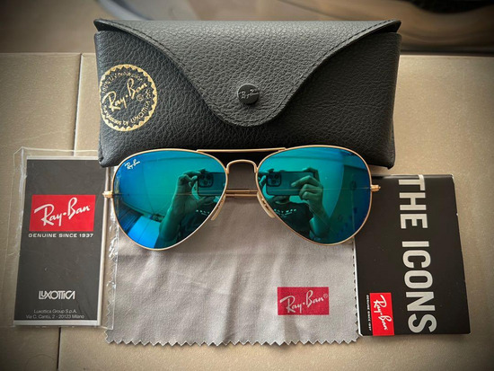 Ray Ban model RB3025 AVIATOR Blue Mirror