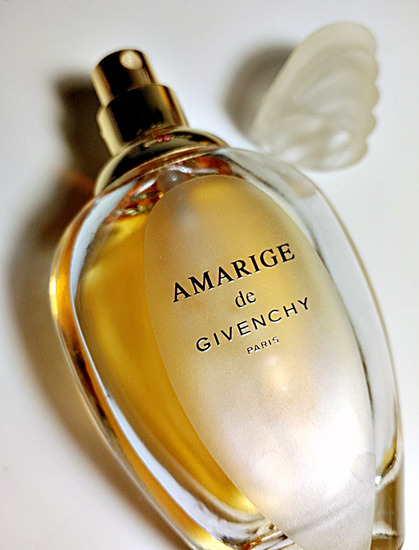 GIVENCHY Amarige (1999)