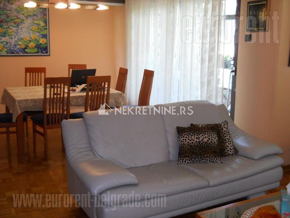 #15660, Izdavanje, Stan, CENTAR, 1600 EUR