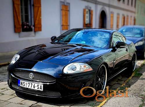 Jaguar XK-R