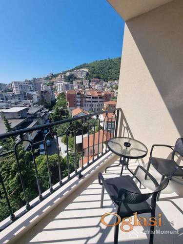 1-soban apartman u Allure hotelu - Budva crntar