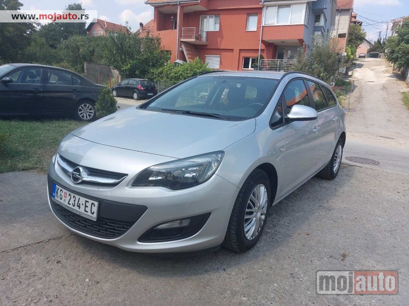 Opel Astra J