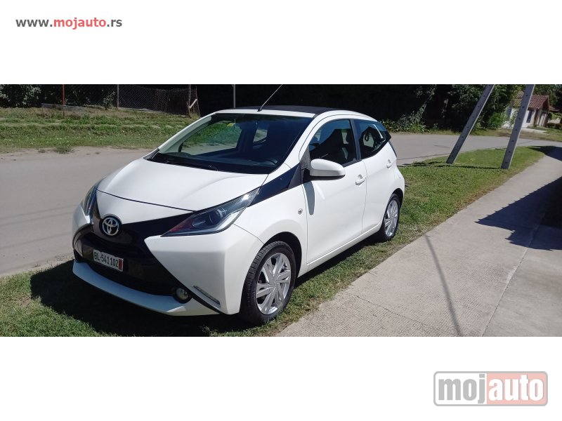 Toyota Aygo X Play